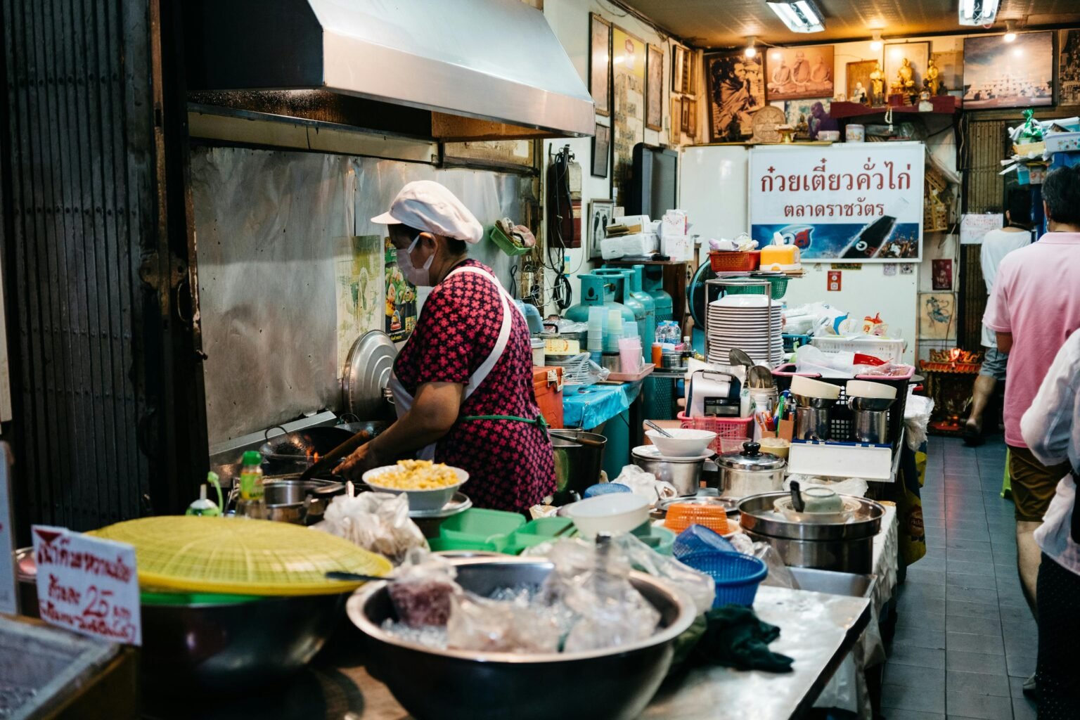 Thai Script for Beginners: How the Thai Alphabet Works